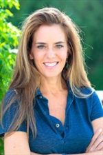 Holly Peterson, author of It Happens in the Hamptons, on tour May 2017 ...